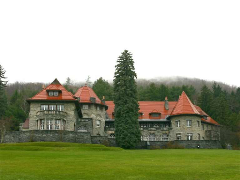 New England's Historic Haunted Houses - New England Historical Society