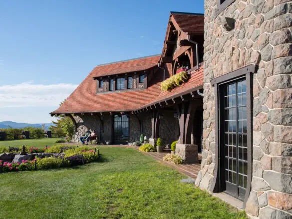 Thomas Plant Bets Big and Winds Up in a Castle in the Clouds - New ...