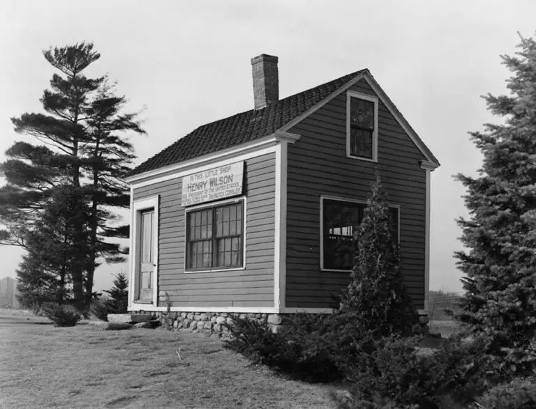 7 Fun Facts About the Ten-Footer - New England Historical Society